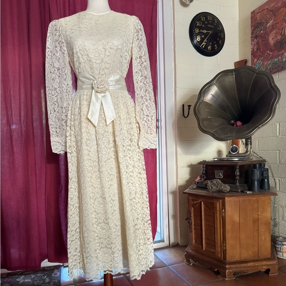 Interesting Info About Vintage Lanz Dress